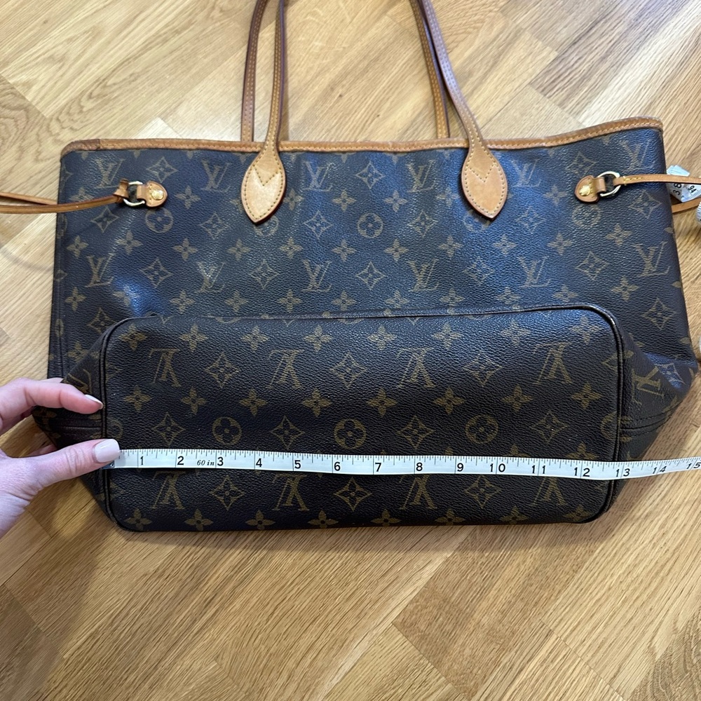 Louis Vuitton Neverfull Mm - Beige Monogram - Gem